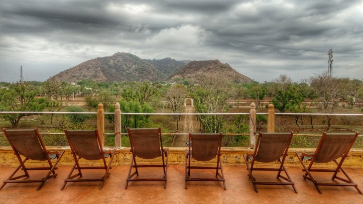 Haven’t we seen this somewhere before? – Memsahib in India